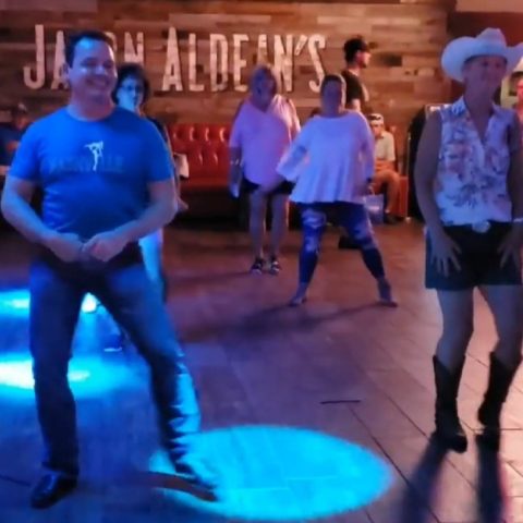 Nashville Line Dancing Lessons - Turn Their Heads